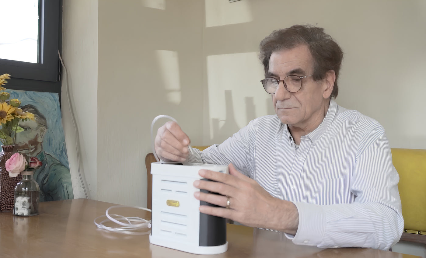 Choosing the Right Portable Oxygen Concentrator: 2024 Buyer's Guide